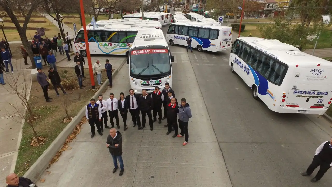 Car Cor presentó 20 nuevas unidades para transporte interurbano
