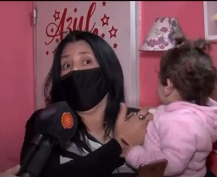 Su hija adolescente falleció en el parto y cumplió un difícil doble rol ...