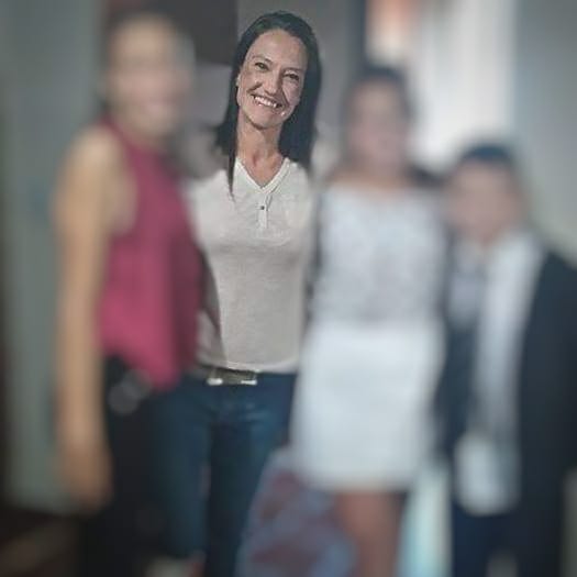 Mamá no puede ver a sus hijos carlospancenses ya que no logra obtener ...
