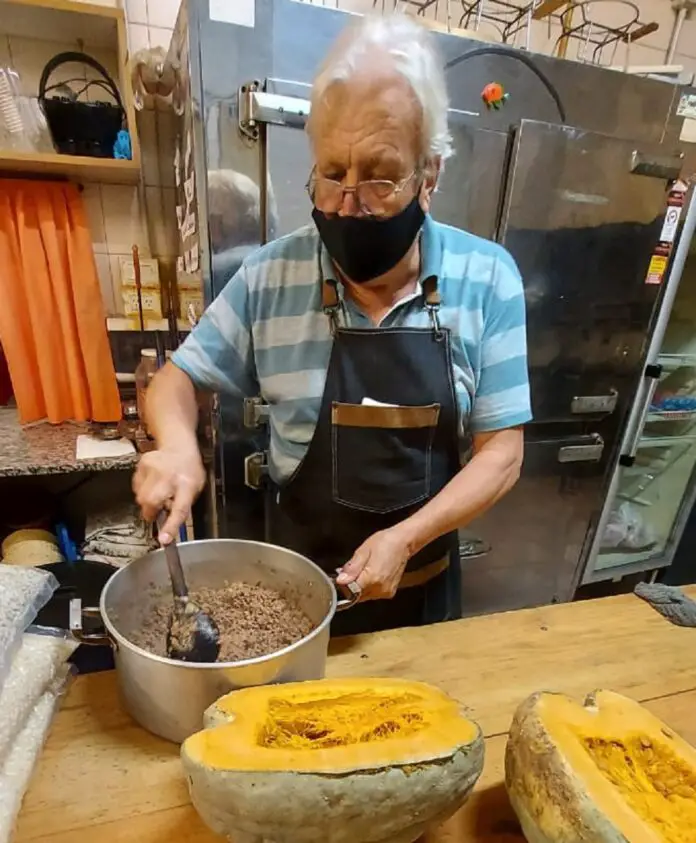 Antonio Berioli y su receta del locro más pulsudo y tradicional de ...
