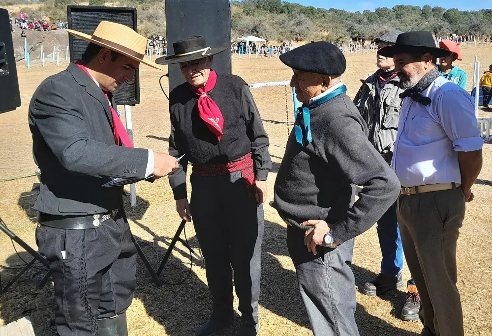 La gauchada de Carlos Paz y la región celebra los 70 años de la ...