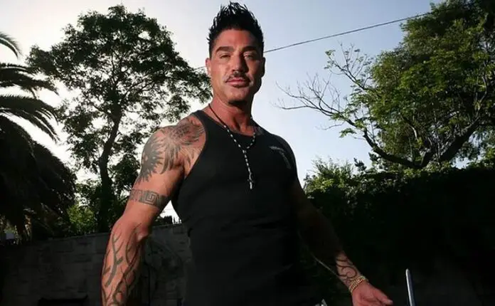 Se estrena "El comandante Fort", la docuserie que se mete en la vida ...