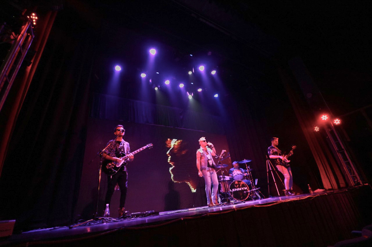 Así suena Lennyk: La banda que le rinde más que tributo a Lenny Kravitz ...