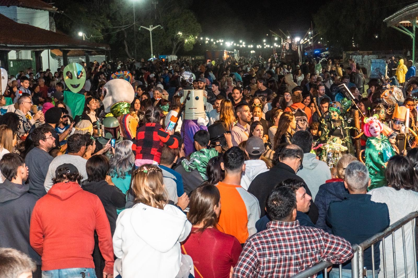 Los Pericos cierran el Festival Alienígena de Capilla del Monte