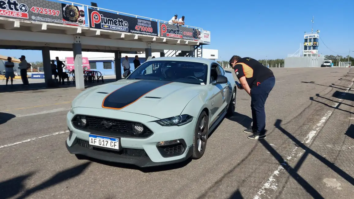 "Esa pasión llamada Mustang"