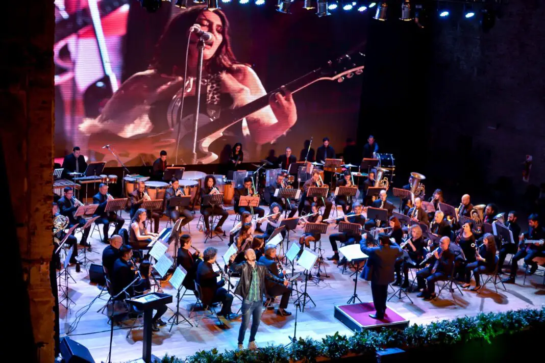 Reabrió el Teatro Comedia, símbolo de la cultura cordobesa