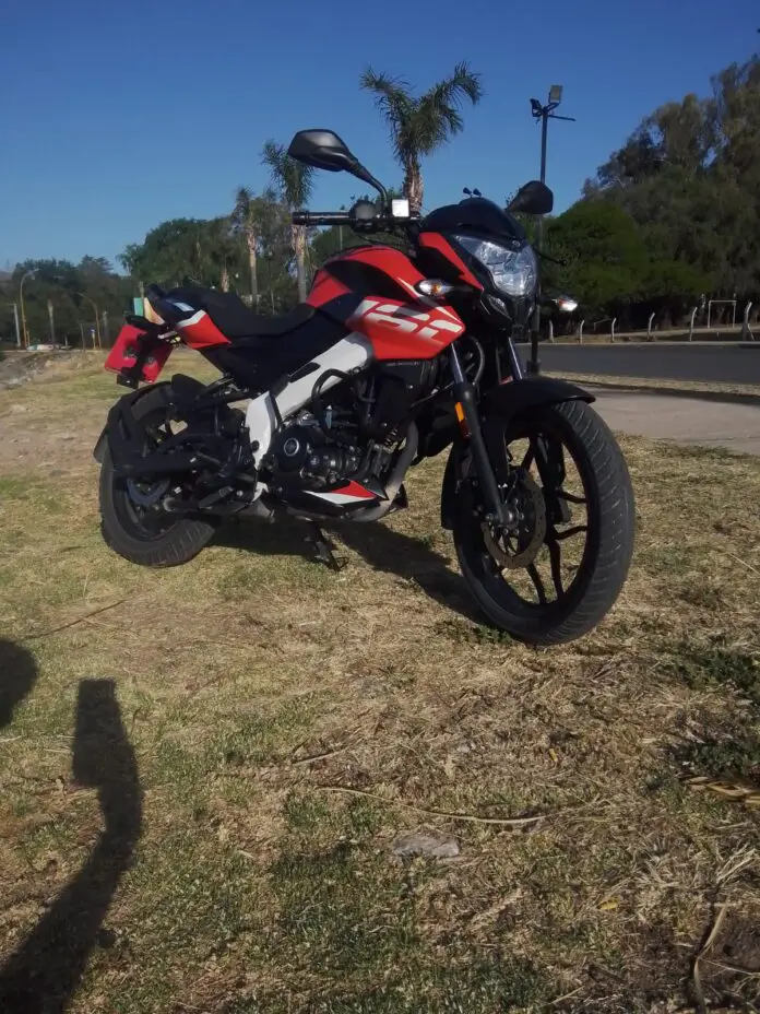 Robaron una moto para hacer willy en la Costanera: "Ellos comparten sus ...