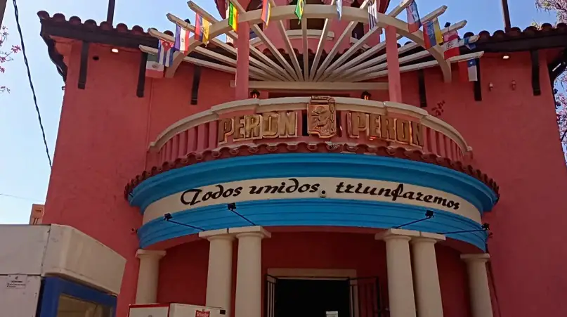 Abre en Córdoba el bar Perón-Perón con una oferta gastronómica ...