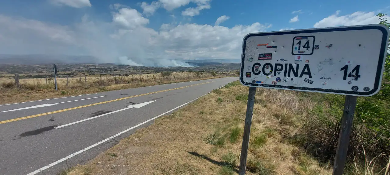 Mapa y fotos: Sigue el combate del fuego en la zona de Copina