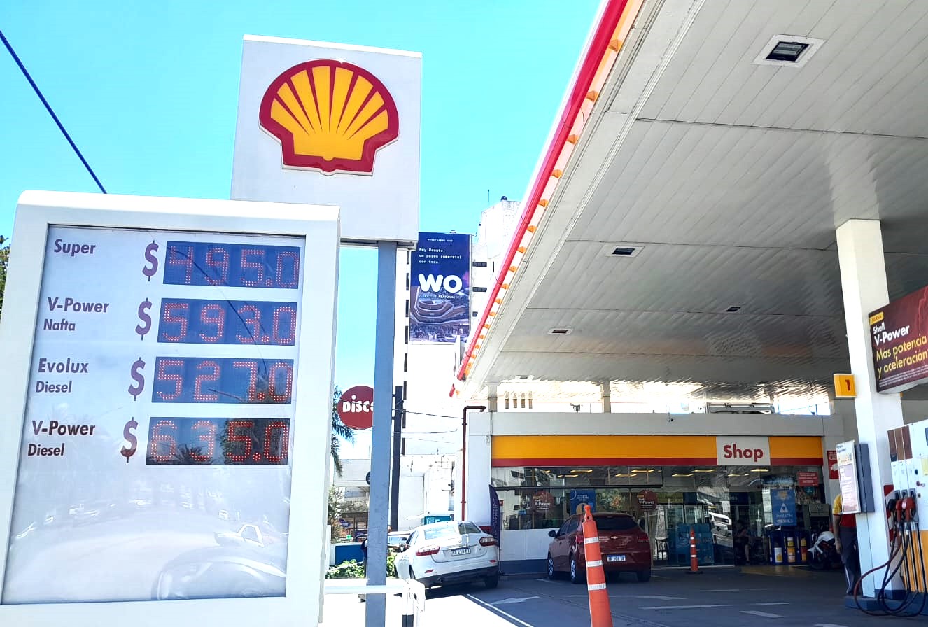 Shell aumentó el combustible: A cuánto se fue la nafta en Carlos Paz
