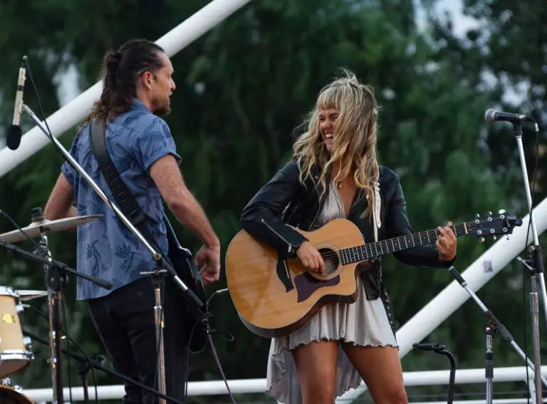 Dónde disfrutar la música de Cindy Coleoni y su banda en Carlos Paz