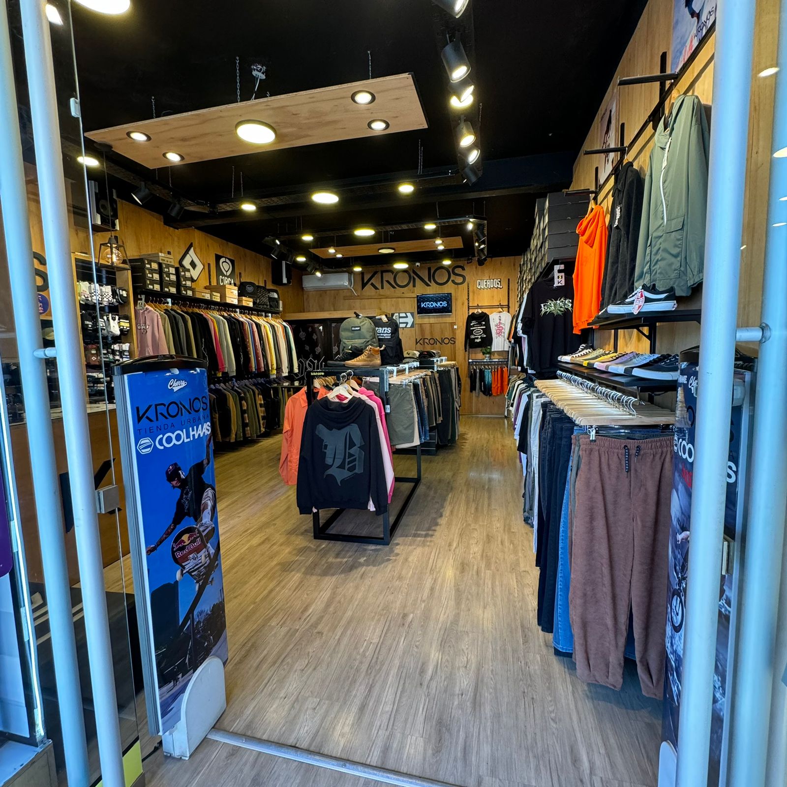 Esta semana llega el Outlet del local de ropa urbana más importante de ...