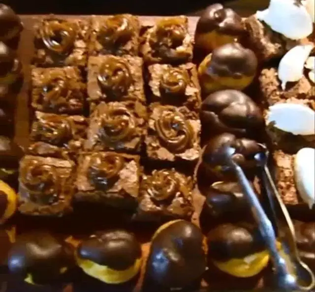 Meriendas buffet de lunes a viernes: Carlos Paz tiene dos opciones ...