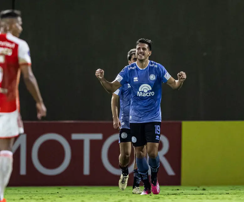 Doblete que hizo historia: lo que logró Pablo Chavarría con sus dos ...