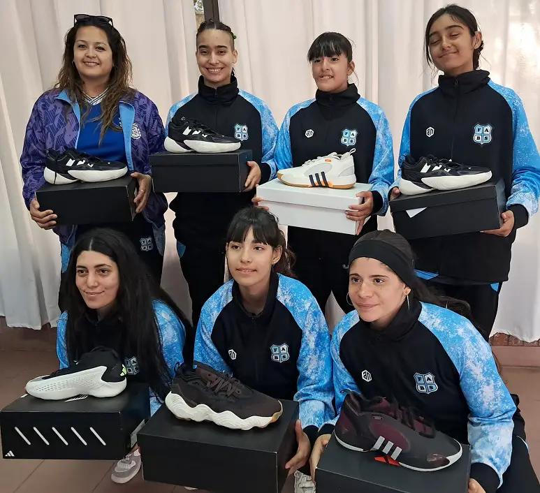 Duki y un gran gesto para la Selección Argentina de Basquet para Sordos ...