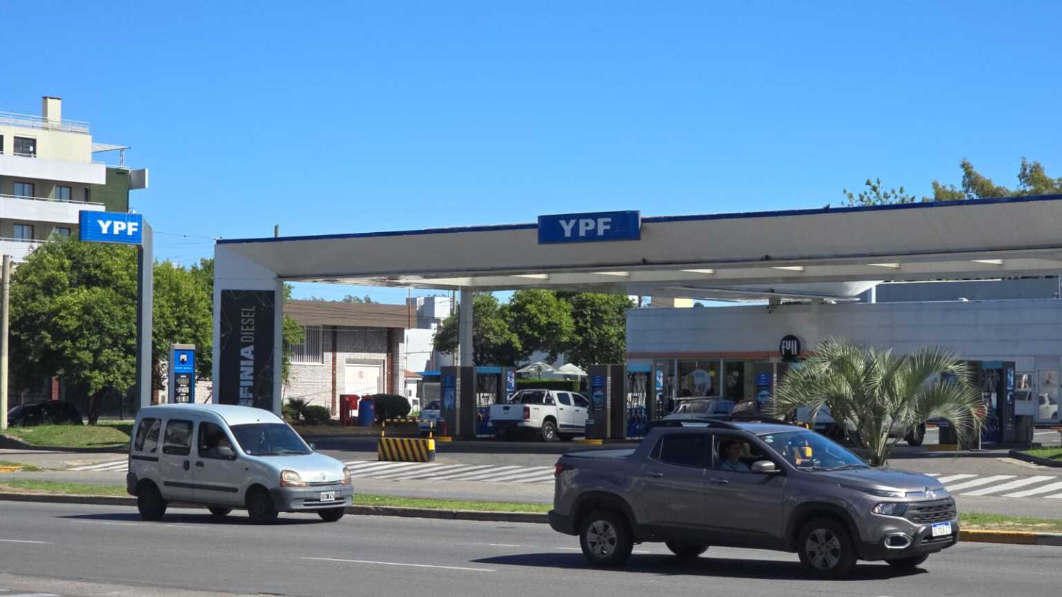 Nuevo aumento de combustibles en YPF: así quedaron los precios en Carlos Paz y cuánto subieron ...