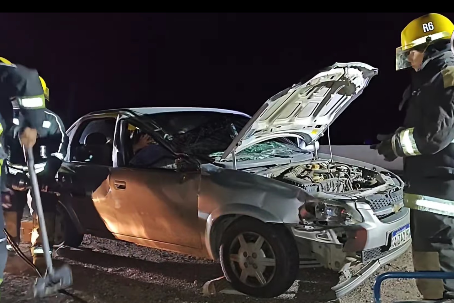 Animales sueltos en la Autovía Punilla: Un patrullero chocó contra dos ...