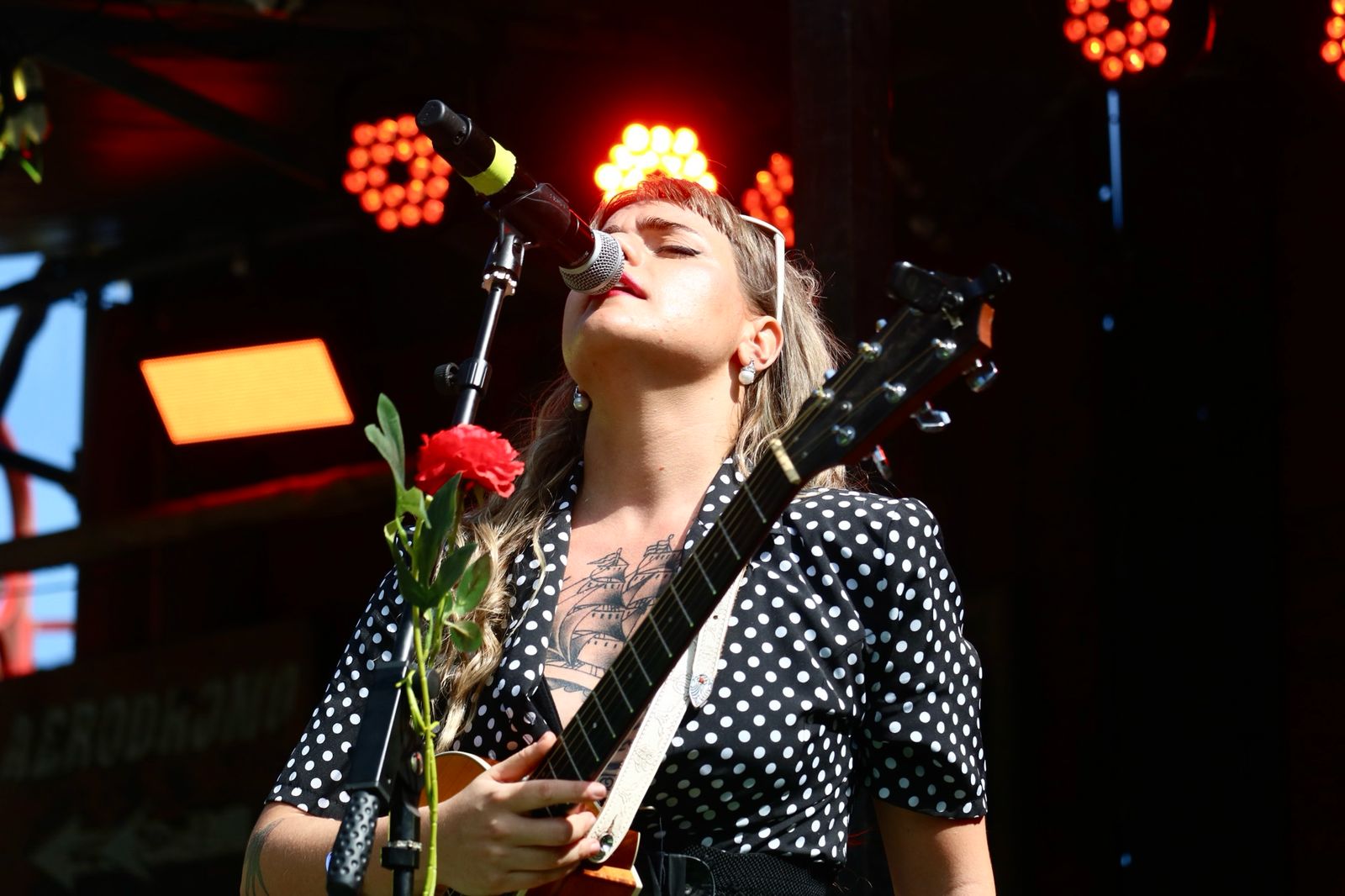 Cindy y su banda en CR25