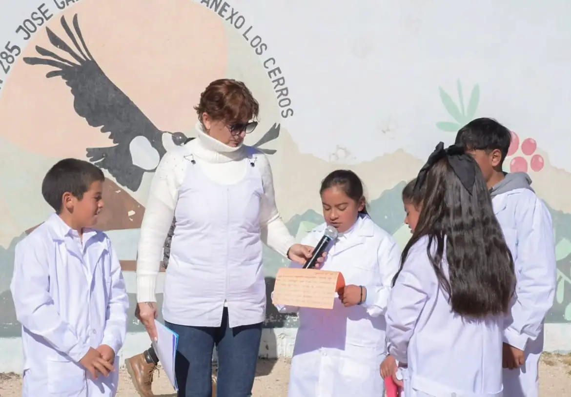 Final de clases en la escuela rural de Achala: música y emoción en la ...